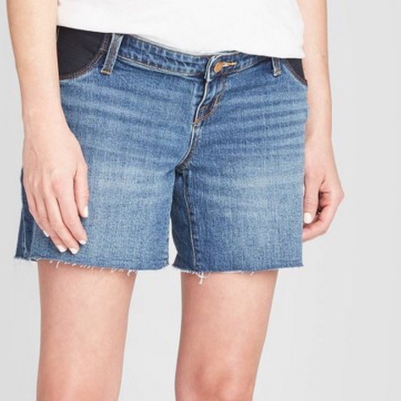 Isabel Maternity by Ingrid & Isabel | Shorts | Maternity Inset Panel ...